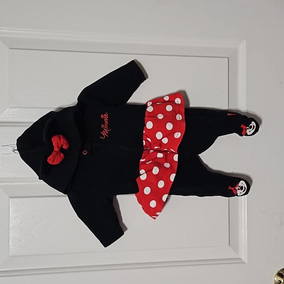 Disney | One Pieces | Minnie Mouse Nb Sleeper | Poshmark